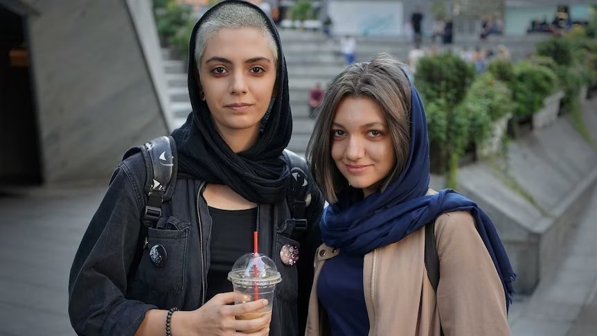Non solo 8 marzo. Donne, vita, libertà: un inno universale